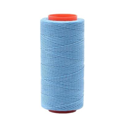 Cina 200m 0,8mm Flat Waxed Thread for Leather 100% Polyester Pattern Waxed Yarn Count 250D/16 in vendita