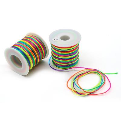 Cina 0.8mm filo di cordone di nylon protetto UV per la treccatura di braccialetti di macrame di nodo cinese in vendita