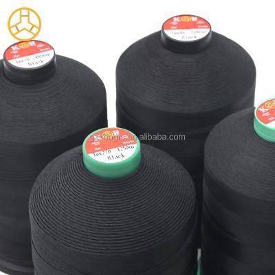 Cina Modello tinto Tex 70 Alta tenacità 100% poliestere fili di cucitura legati 450kg in vendita