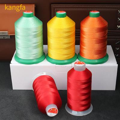 中国 コーン素材 高強度のためのプラスチック縫製糸Tex45 120D/3 ナイロンボンド糸 販売のため