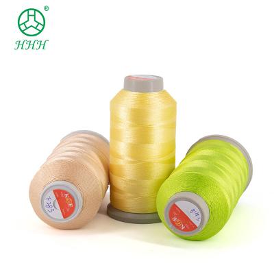 Cina Poliestere 50/3 cotone 250 Yard cucitura filato di fabbricazione della macchina filo 3Cord Bianco 1000M cono in vendita