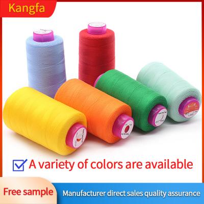 Cina 4 Grandi coni di fili di poliestere bianco per cucitura Quilting durevole OEM ODM accettato in vendita