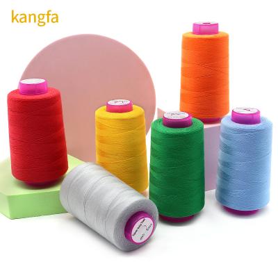 Cina 4 Grandi coni di fili di poliestere bianco per cucitura Quilting durevole OEM ODM accettato in vendita