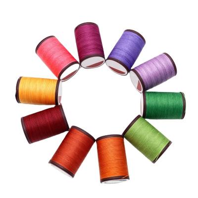 Cina 0.8mm Cordone a filo cerato rotondo rosso per cucitura a mano di cuoio e accessori artigianali in vendita