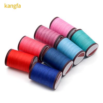 Cina 0.8mm Cordone a filo cerato rotondo rosso per cucitura a mano di cuoio e accessori artigianali in vendita