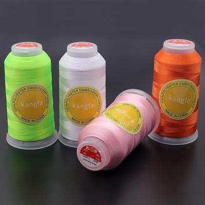 Cina Macchine per ricamo 4000Y fili 100% poliestere 120d/2 per ricamo a bassa riduzione in vendita