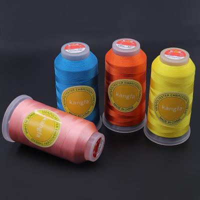 Cina Macchine per ricamo 4000Y fili 100% poliestere 120d/2 per ricamo a bassa riduzione in vendita