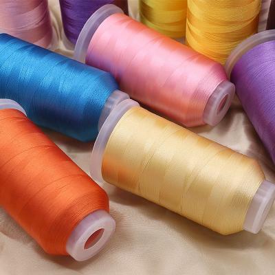 Cina Materiale a cono trasparente 120d/2 filo a raggio 120g 5000y per ricami computerizzati in vendita