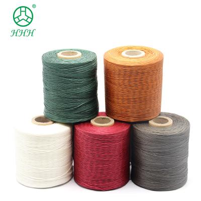 Cina 240 colori 150D 100% poliestere per cuciture Filato a cera piatta per pelli con disegni in vendita