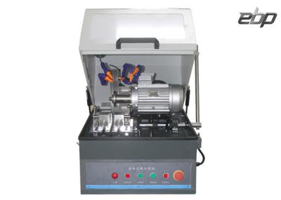 Cina Il manuale aziona la struttura chiusa la velocità metallografica della tagliatrice del campione 2800r/Min in vendita
