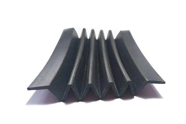 Quality Waterproof Expansion Joint Strips EPDM Chemicals Resistant For Bridges And Road Pavement for sale