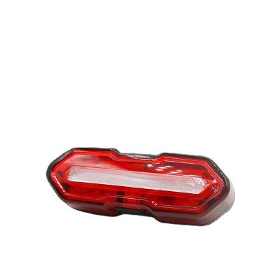 Cina Luce astuta 42.3g della coda della bicicletta del Usb del LED della bicicletta della coda della montagna ricaricabile impermeabile della luce in vendita