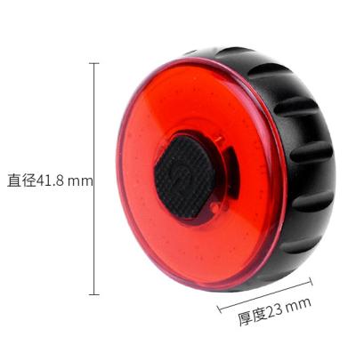 Cina La montagna intelligente LED del fanale posteriore del freno di induzione va in bicicletta la lega di alluminio leggera IPX6 in vendita