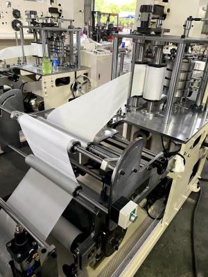 Cina La macchina di riciclaggio 1/12 del tovagliolo della carta velina dello SpA di materia prima volta la stampa del 4.5KW in vendita
