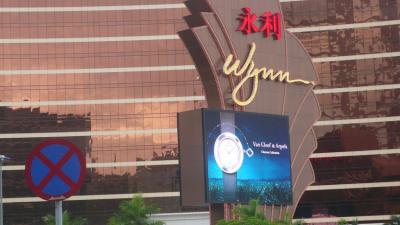 China Outdoor Concert 850W P10 Dj Booth LED Display 6800nits 320*160mm for sale