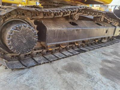 Cina PC200 - escavatore utilizzato cingolo idraulico di 8 KOMATSU con il secchio 0.8m3 in vendita