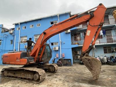 China Escavadeira Hidráulica de Esteiras 20t Usada Hitachi 0,8m3 Balde ZX200 à venda