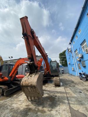 China Escavadeira Hidráulica de Esteiras 20t Usada Hitachi 0,8m3 Balde ZX200 à venda