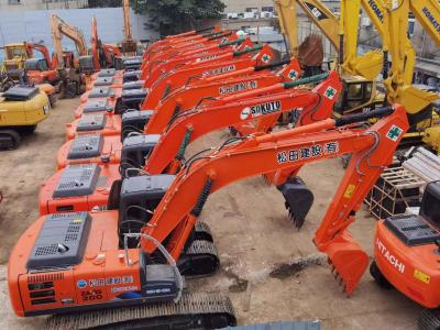 Cina 20 tonnellate originale giapponese usata Hitachi ZX200 Crawler Excavator con 109,6 kW di potenza del motore e 0,8 m3 di capacità del secchio in vendita