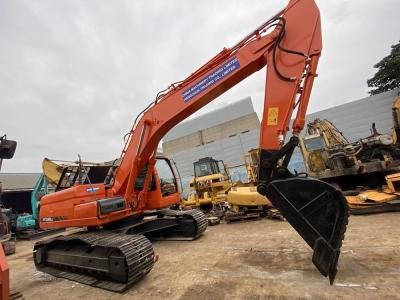 Cina 22 tonnellate originale usata Doosan DX225 Crawler Excavator con 157KW di potenza del motore e 1,05m3 di capacità del secchio in vendita