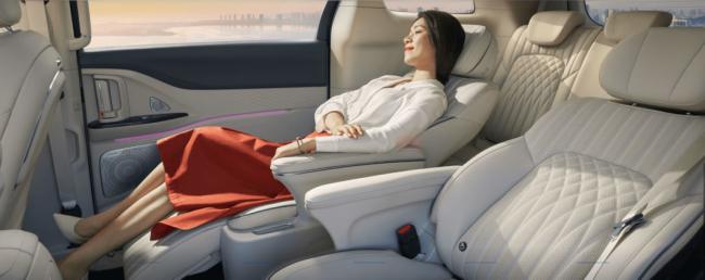 2023 China New Electric MPV Voyah Dreamer 7seats and 4 Electric Vehicles Car New Energy Vehicles