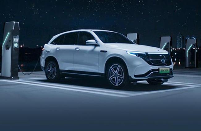Made in China The Most Fashionable and Cheapest Low Price Mercedes Benz Five Person Electric Cars