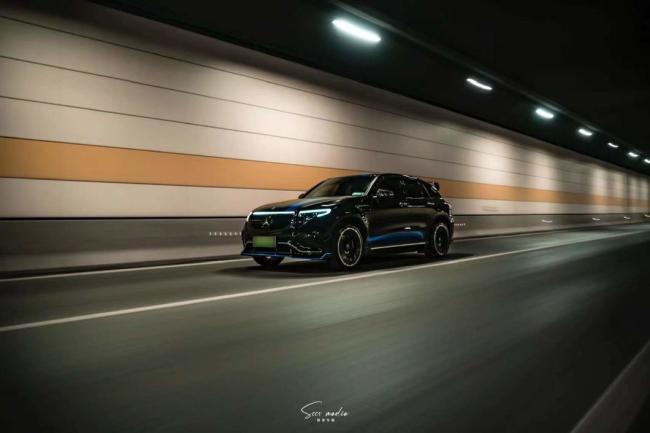 Top Quality Electric Cars Made in China Eqc 400 4matic Nedc Range 415km EV Auto Car Model Benz Eqc Electric SUV