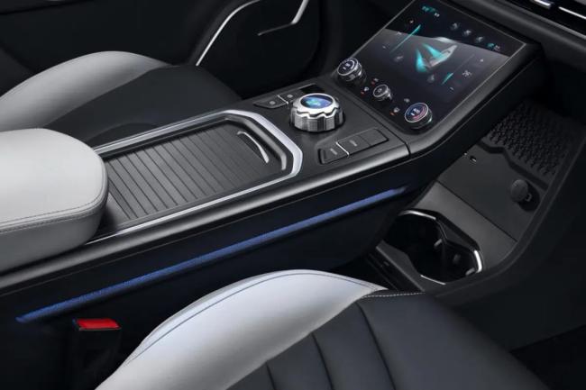 Top Selling Nezha U-II China Famous Brand Good Price Neta U-II Electric Car Cheap in Stock Electric SUV