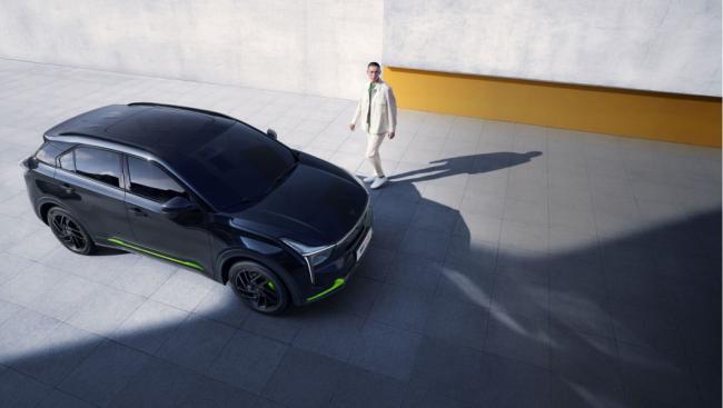Top Selling Nezha U-II China Famous Brand Good Price Neta U-II Electric Car Cheap in Stock Electric SUV
