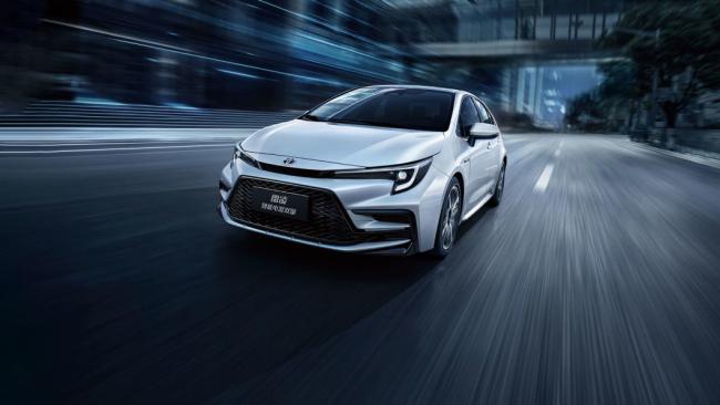 Toyota Levin 2023 Leading Edition Sport Gasoline Sedan New Car Aggressive Port Edition Luxury Cars Cheap