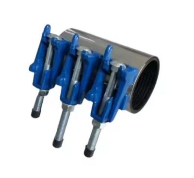 Cina PN16 Clampe per la riparazione di tubi di ferro duttile Pe PVC HDPE Acqua e olio tubo diretto EPDM sigilli di gomma Clampada per la riparazione di perdite di tubi in vendita