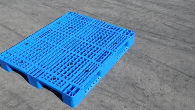 China Hdpe Forklift Plastic Pallet Containers , Recycled Export Large Plastic Pallets for sale