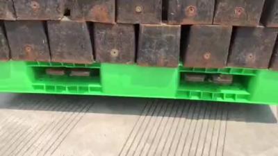 Cina Pallet di plastica di anti tormento durevole di slittamento in vendita