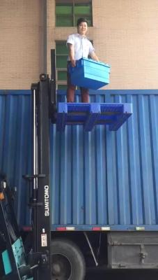 China Industrial Closed Plastic Packaging Crates Tomato Storage Use for sale