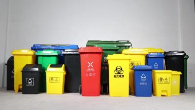China Customized120 Liter Garbage Bin With Wheels , Colored Plastic Waste Bin for sale