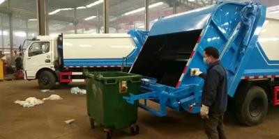 China Large 660 litre with lid plastic garbage bins for sale