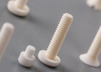 Cina Vite ceramica di Rod dell'allumina ad alta temperatura di M4 M5 M6/filo ceramico Rod in vendita