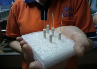 Cina Pin di guida ceramico ad alta temperatura dell'isolamento di biossido di zirconio di caviglia di Al2o3 99% Si3N4 in vendita