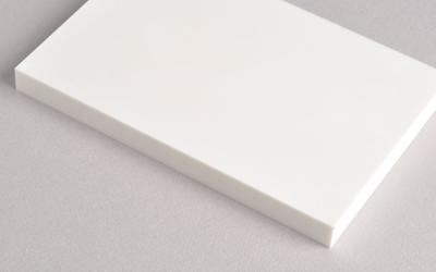 Cina La dimensione ceramica dei substrati della piastrina dell'allumina Al2O3 di 99% ha personalizzato in vendita