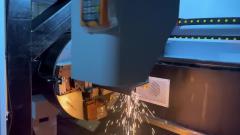 H beam cutting with large chuck tube laser cutter
