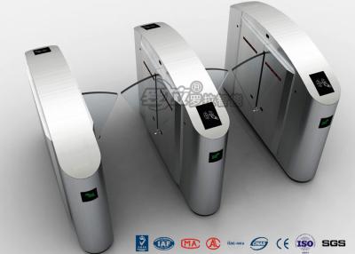 Cina Cancelli girevoli dei sistemi automatici dell'ala della falda del portone della barriera della falda che lucidano con il passaggio d'inversione anti- in vendita