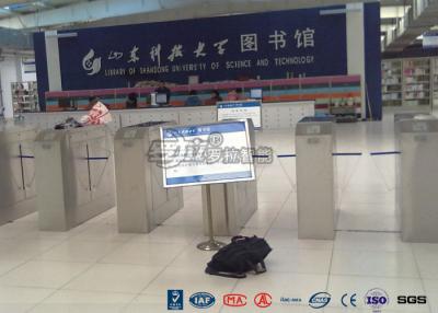 Cina Cancello girevole all'aperto di Access controllato del sistema del codice a barre del portone della barriera della falda di 2 modi in vendita