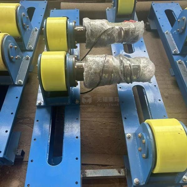 Quality 5T Lead Screw Self Aligning Rotator 300 - 2800mm Pipe Diameter Turning Rolls for sale
