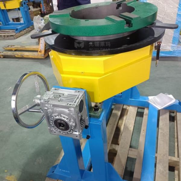 Quality CNC 600kg Loading Rotary Welding Positioner 365mm Hole Benchtop for sale