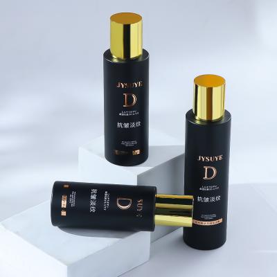 China Ontsluit oneindige mogelijkheden: uw volledige gids voor de vervaardiging van plastic cosmetische flessen op maat Te koop