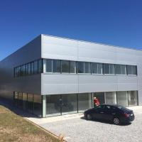 China Modern Multi-Floor Office Building Steel Structure Construction for sale
