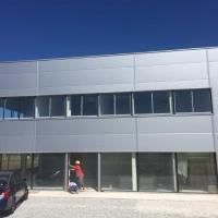 China Modern Multi-Floor Office Building Steel Structure Construction for sale