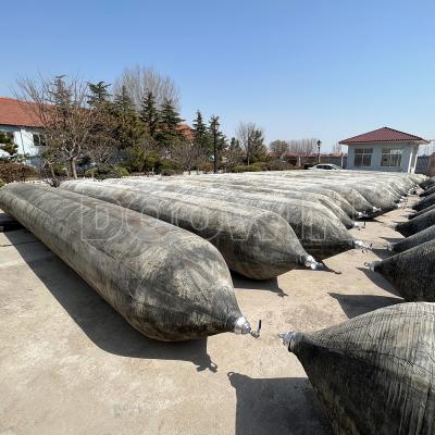중국 조선소 적용을 위한 맞춤형 길이 8-30m 및 100,000DWT 용량의 고압 해양 고무 에어백 판매용