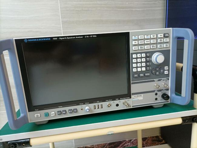 Close-up of FSW67 control panel and display
