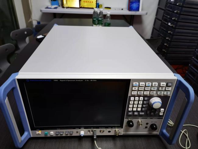 Rohde & Schwarz FSW85 Spectrum Analyzer side view